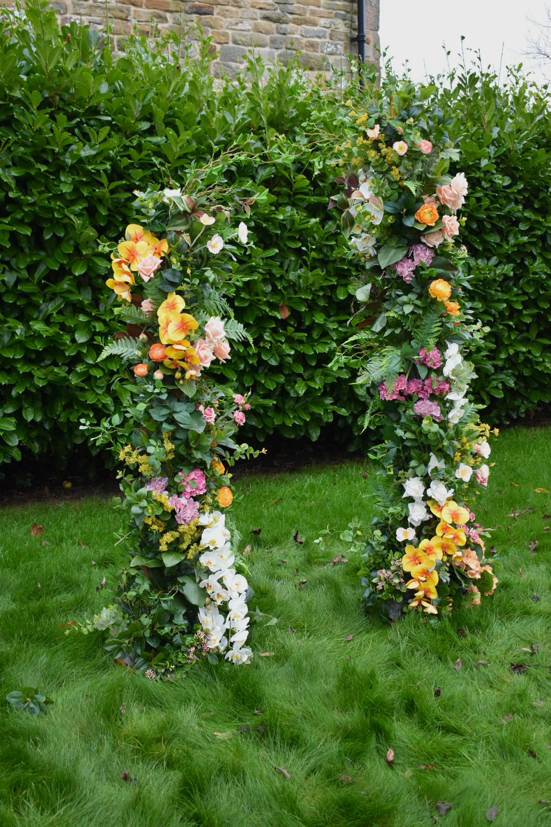 Floral arches for hire – Something New Florals