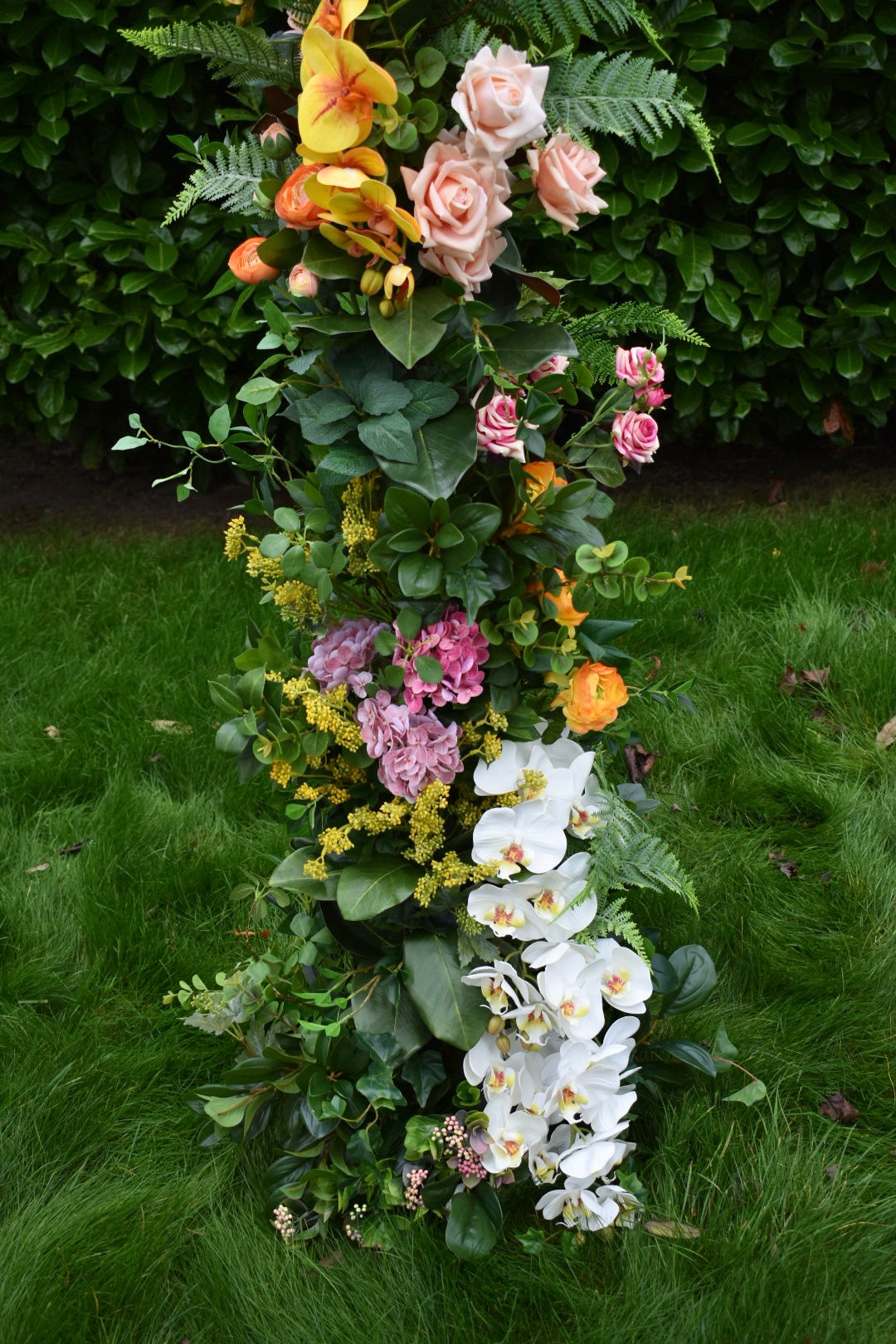 Floral arches for hire – Something New Florals